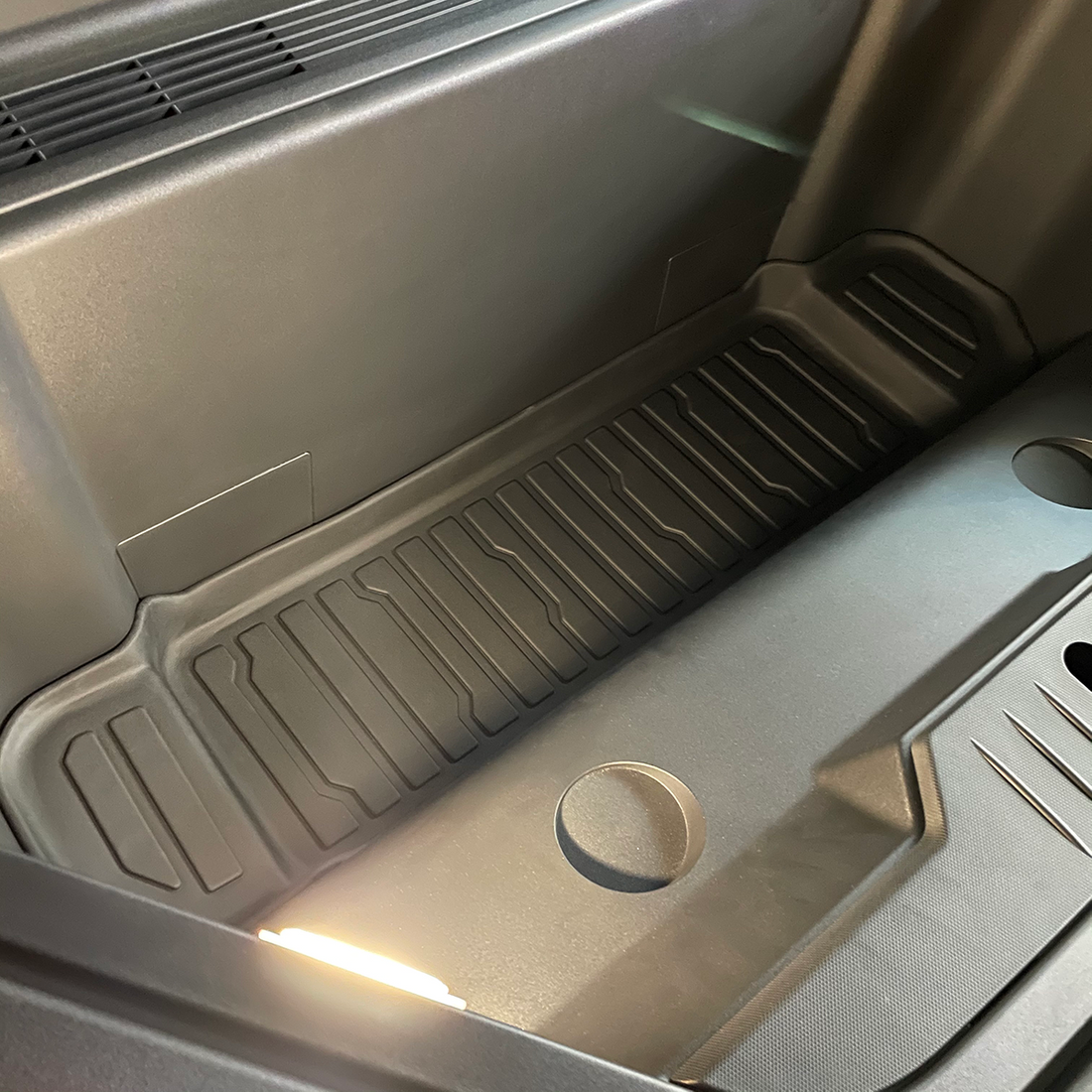 Mach E Frunk Mat (match with oem floor mat) from AOSK – EV-Vida