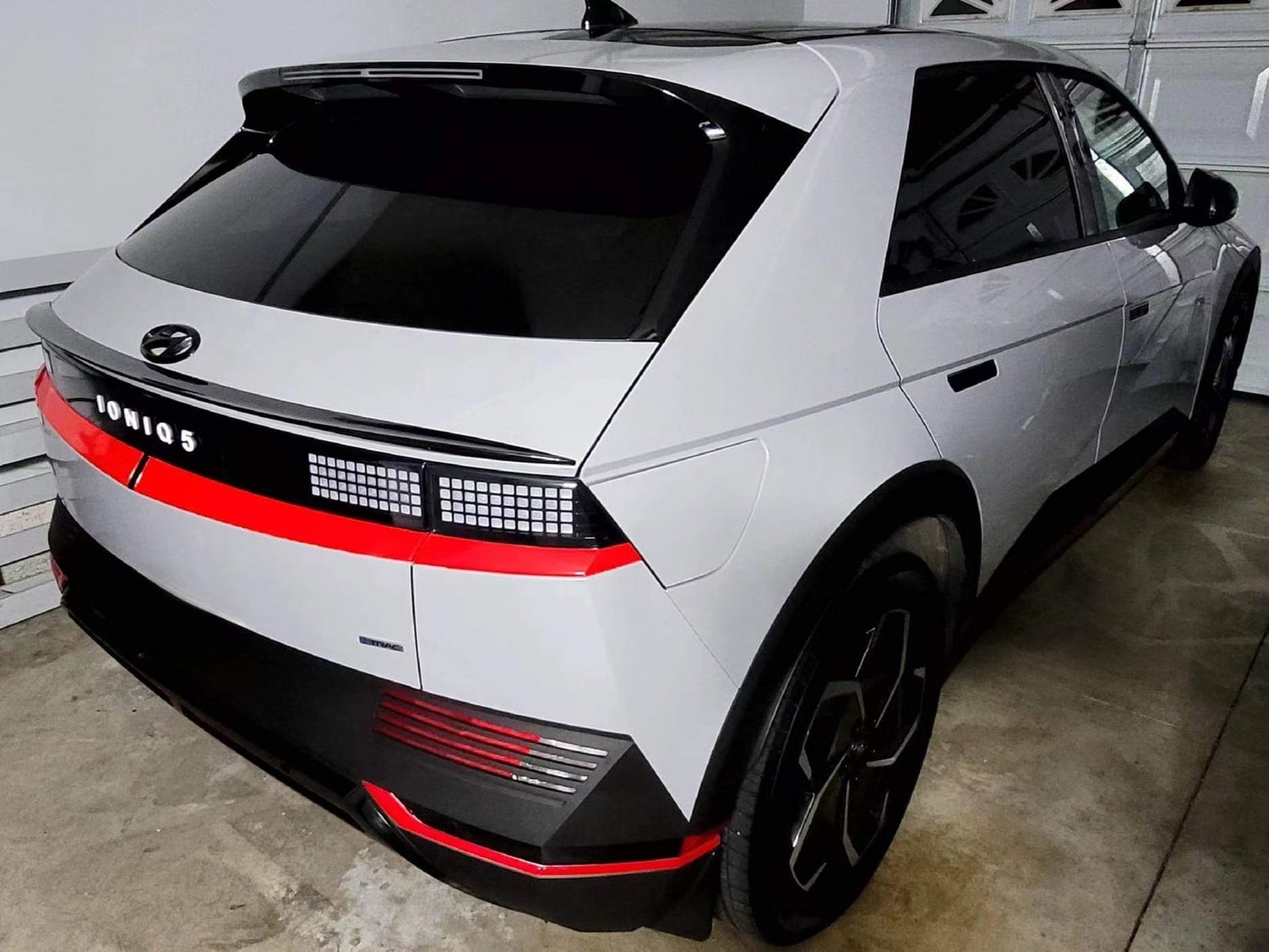 Ioniq5 Rear Spoiler Trunk Spoiler Wing from BestEvMod – EV-Vida